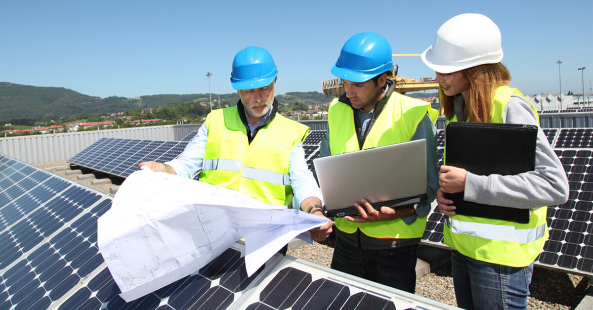 Going Green: Solar Construction Jobs in Renewable Energy