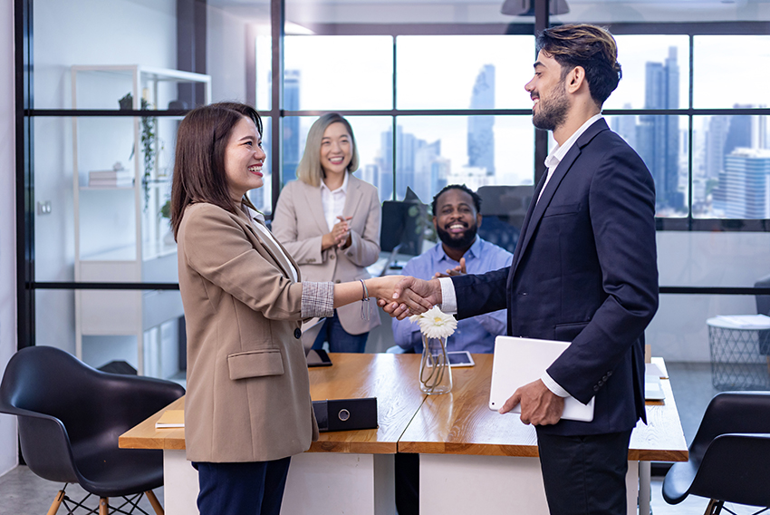Five Tips to Onboard into Your New Job with Ease | Aston Carter